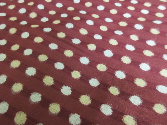 良品 1円 正絹 紬 伝統工芸 アンティーク 銘仙 水玉 着尺 高級反物 長さ1078cm 逸品 夢職(女性和服、着物)｜売買された ...