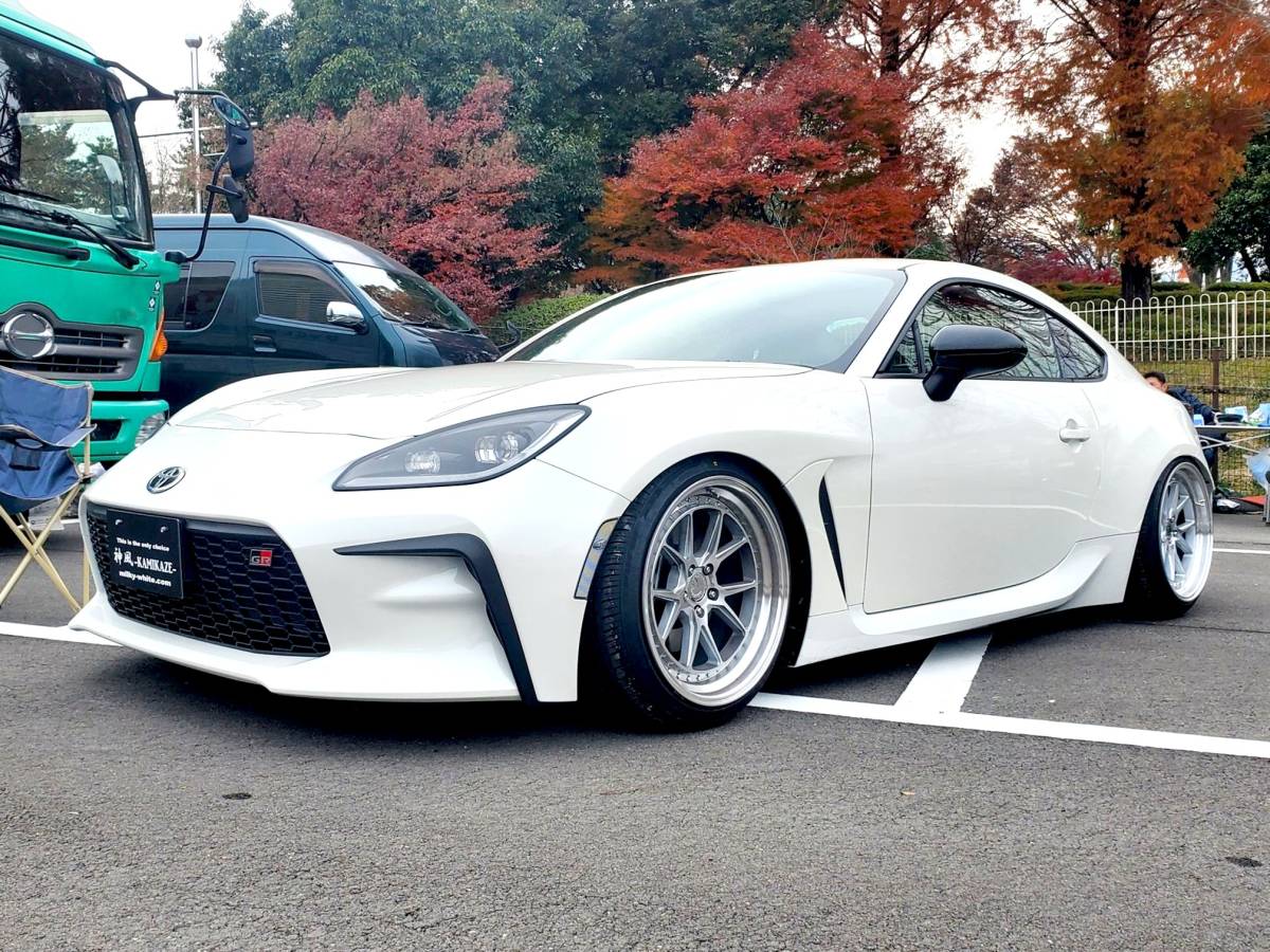 最強 神風 Exhaust Manifold カミカゼ エキマニ タコ足 TYPE-01 等長 ZN8/ZD8 GR86/BRZ ジョイントパイプ付き(エキマニ、フロントパイプ)｜売買された ...