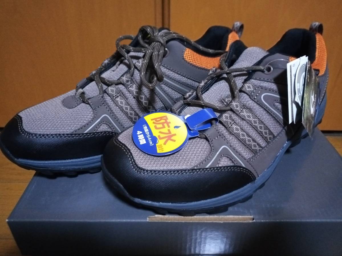 絶版 SPLT M150 トープ 26cm ゆったり4E幅広設計 ムーンスターウォーキングスニーカー 4cm4時間防水Ag+抗菌防臭(26.0cm)｜売買されたオークション情報、yahooの ...