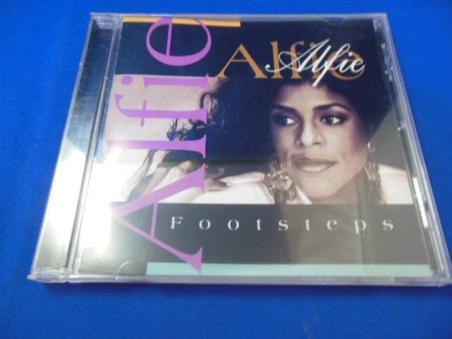 MC V07-077 アルフィー/Footsteps/CD/洋楽/全10曲収録/ディスクにサイン有り(ロック、ポップス（洋楽）)｜売買された ...