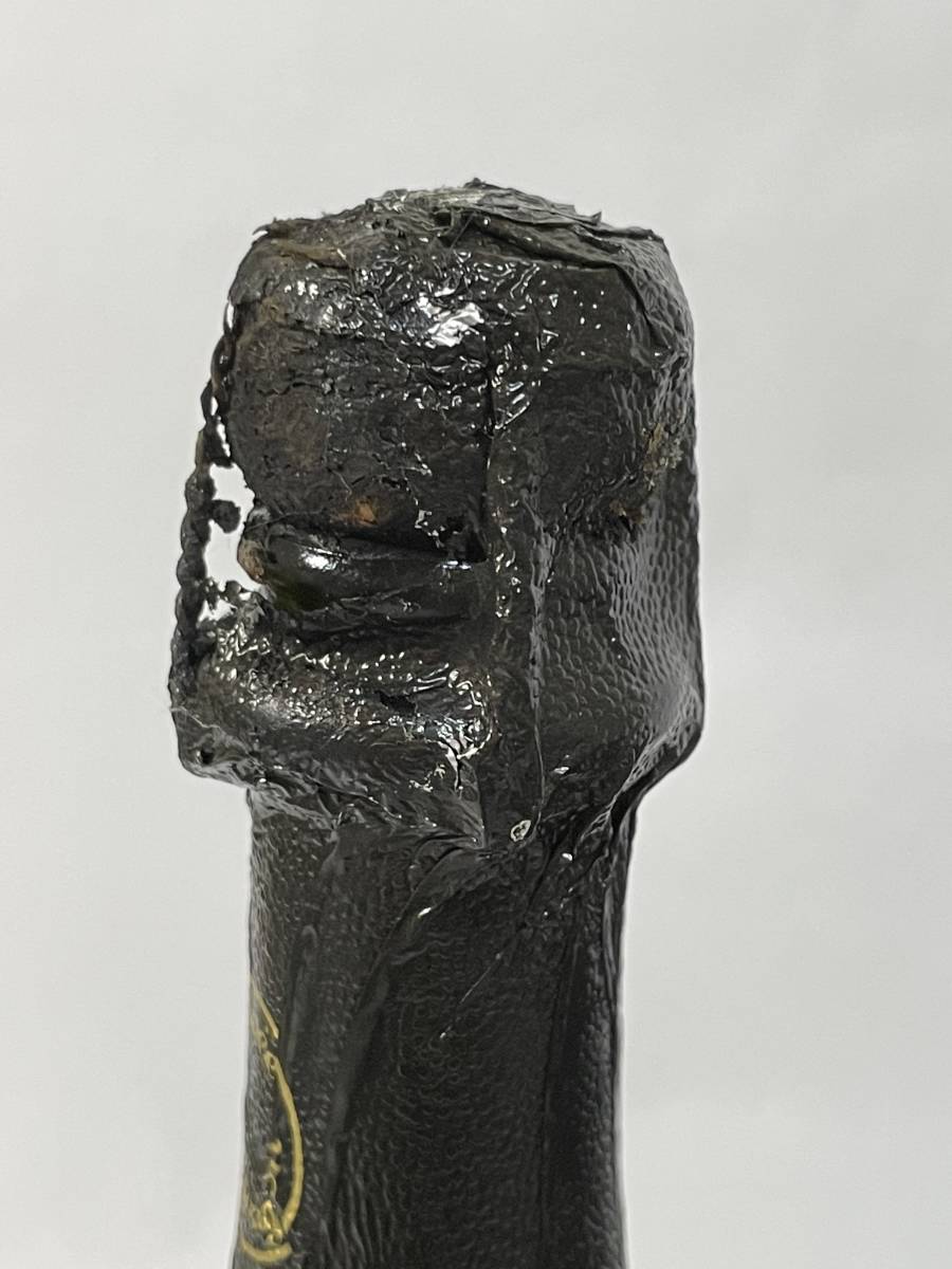 $ ドンペリニョン 白 1990 未開栓 難あり品 200004(ドン・ペリニヨン)｜売買されたオークション情報、yahooの商品情報をアーカイブ公開 - オークファン（aucfan.com）