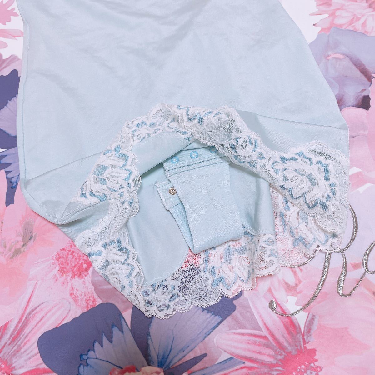 397 CAさやかの整理品 スリップボディスーツ C75 ツルツルサテン生地 クリーニング済 補正用 クロッチ付き(Cカップ)｜売買されたオークション情報、yahooの商品情報をアーカイブ公開 ...