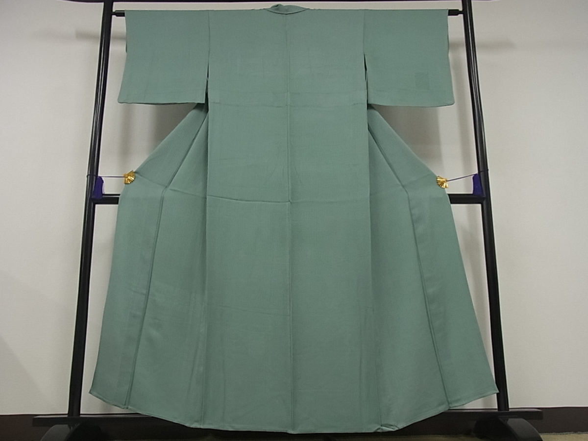 着物屋こころ 無地絵羽訪問着 単衣 色紙草木地紋 色無地 錆青磁色 三越扱い 正絹 逸品 jd3307(仕立て上がり)｜売買されたオークション ...