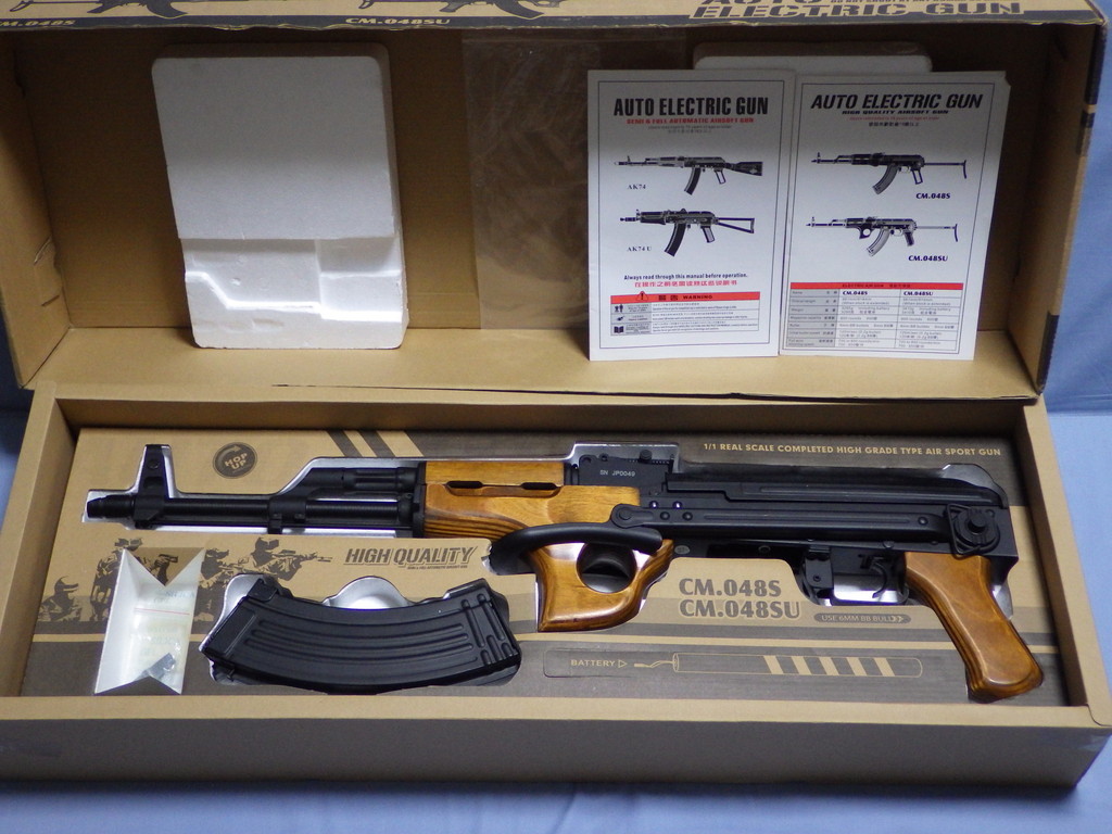 ほぼ CYMA CM048SU AKMSU 木グリ&メタルフレーム 傷あり(電動ガン)｜売買されたオークション情報、yahooの商品情報を ...