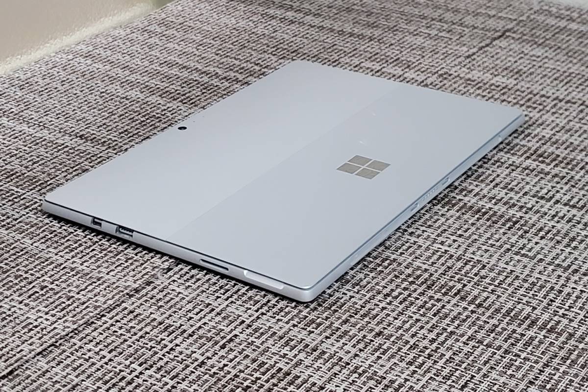 MicroSoft タブレットPC Surface Pro 5(Windows)｜売買されたオークション情報、yahooの商品情報をアーカイブ公開 - オークファン（aucfan.com）