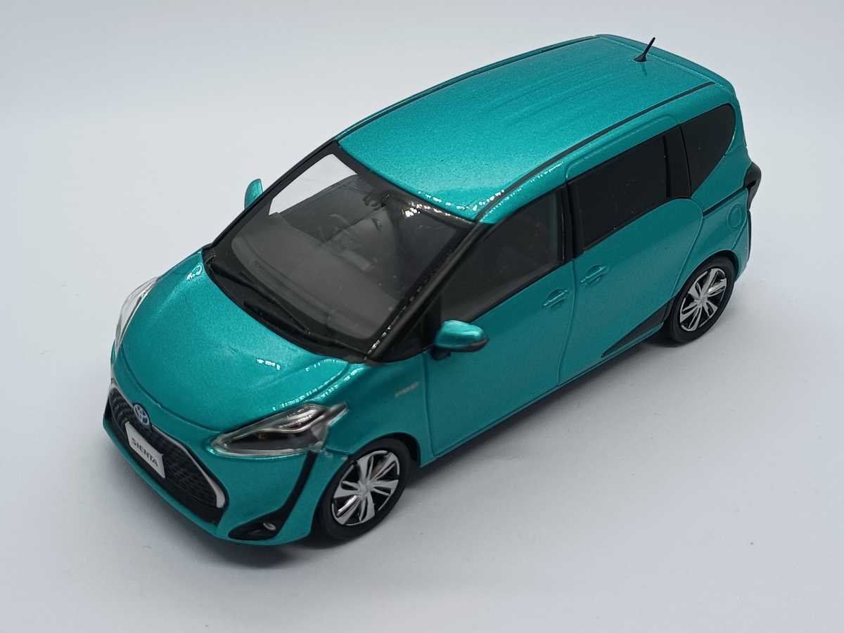 トヨタ カラーサンプル 後期 シエンタ ラディアントグリーンメタリック 6W9 ミニカー(トヨタ)｜売買されたオークション情報、yahooの ...