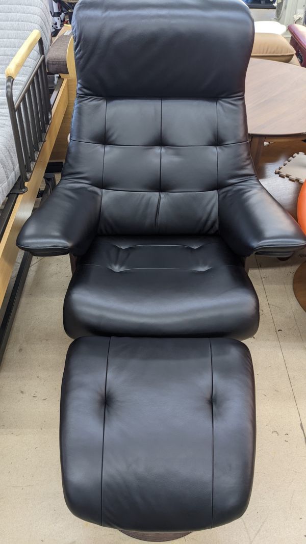 $ カリモク家具 ザ ファースト リクライナー L RU72/RU02 リクライニングチェア オットマン付 直接引取又はヤマト家財便(カリモク家具)｜売買されたオークション情報、yahooの ...