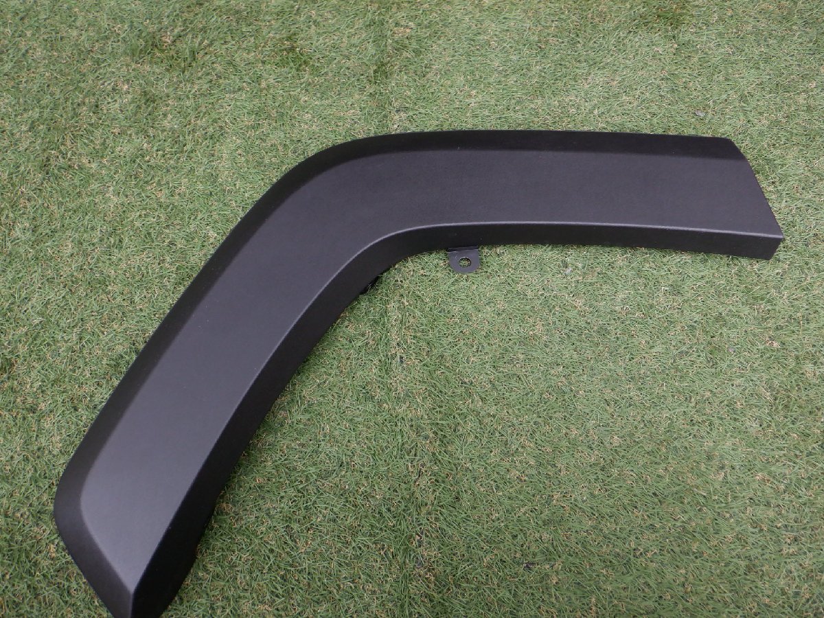 新車外し トヨタ純正 MXAA54 RAV4 ラブ4 Adventure アドベンチャー リア フェンダーモール トリム 右側 75605 ...