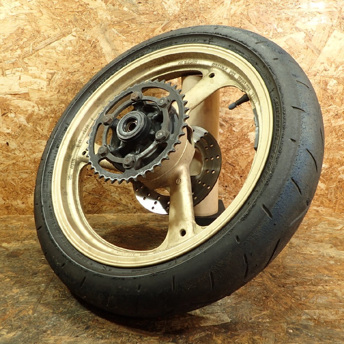 送料2Lサイズ YAMAHA 29L-123 RZ250R 他車用 1KT TZR250 フロント リア ホイール 検. 51L 1AR 1XG 3HM R1Z TDR250 3YK ...