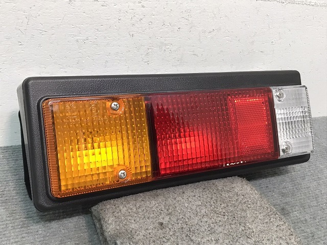 キャンター/ガッツ FB501B 純正 左テールランプ/ライト/レンズLED IMASEN 1146-220 MC149643 三菱ふそう ...
