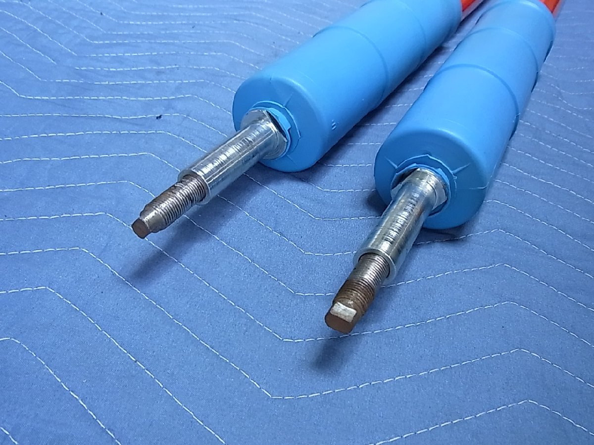 USトヨタ タンドラ 純正 TRD リアサスペンション リアショック 2本 ショックアブソーバー PTR13-34071 ショック(ショック ...