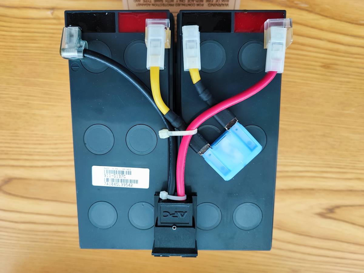 APC エーピーシー APCRBC137J SMT500J/SMT750J 交換用バッテリ ジャンク品(UPS、無停電電源装置)｜売買された ...