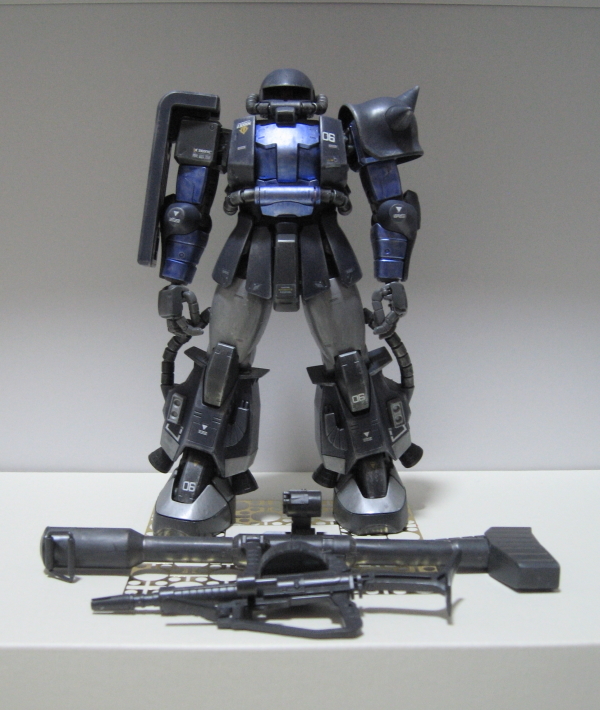 009 MG 1/100 MS-06R-1A ザクⅡ 黒い三連星 ver.2.0 完成品 ジャンク品(完成品)｜売買されたオークション情報 ...