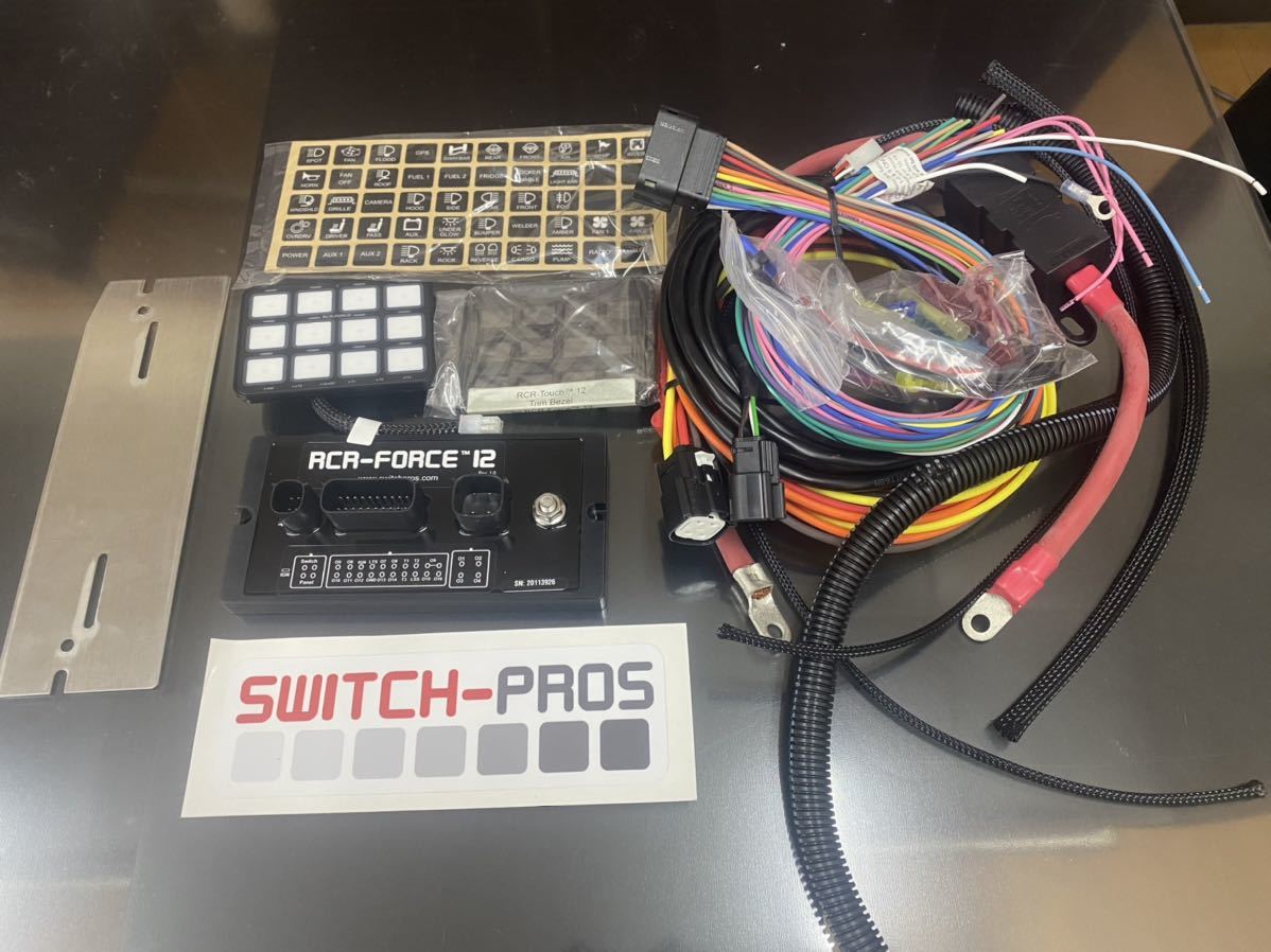 SWITCH-PROS RCR-FORCE 12 PDM プログラム式12スイッチパネル(その他)｜売買されたオークション情報、yahooの商品情報をアーカイブ公開 - オークファン ...