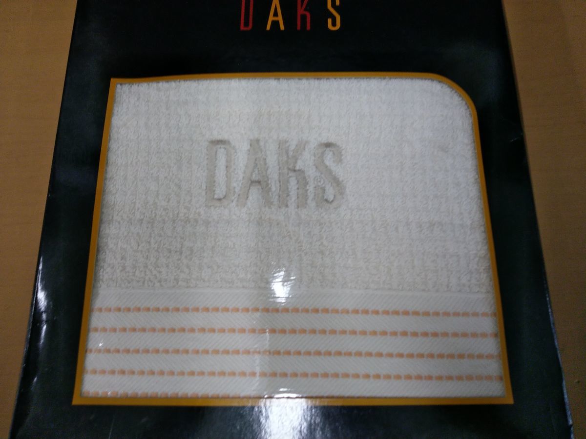 FG728 ダックス DAKS バスタオル 箱サイズ：27 30 4cm タオル(バスタオル)｜売買されたオークション情報、yahooの商品情報をアーカイブ公開 - オークファン（aucfan ...