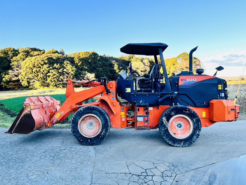 平成30 日立 HITACHI ZW100-6 ホイールローダー タイヤショベル 倍速(建設機械、重機)｜売買されたオークション情報 ...