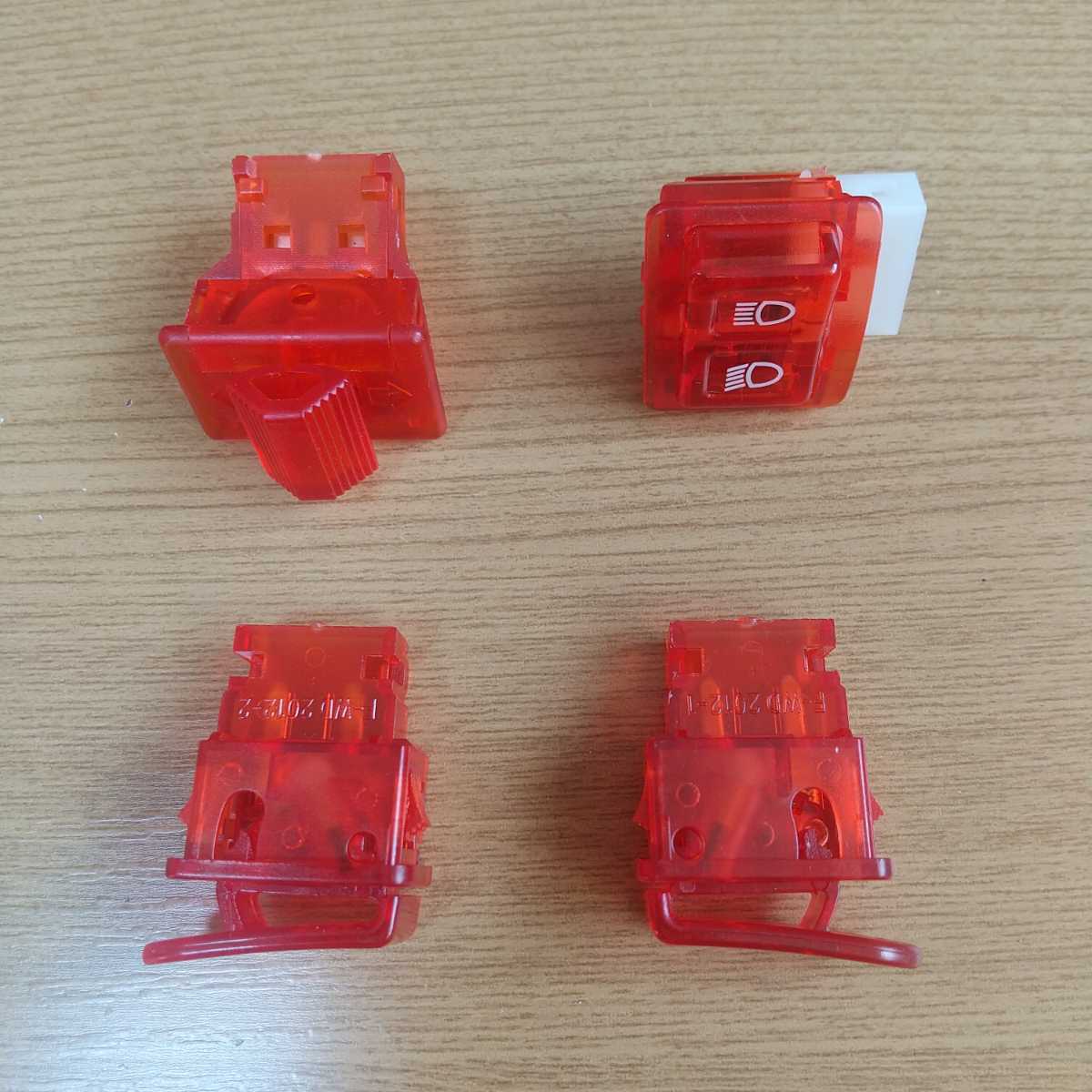 ジャイロキャノピー スケルトンスイッチ 赤TA02 TA03 ハンドルスイッチ(ホンダ用)｜売買されたオークション情報、yahooの商品情報をアーカイブ公開 - オークファン（aucfan.com）