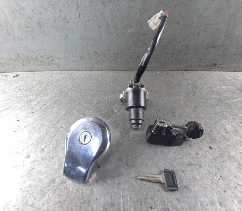 RGA-297A XS250 純正 キーセット 17E-002 点火OK 検索 ヤマハ SPL(ヤマハ用)｜売買されたオークション情報 ...