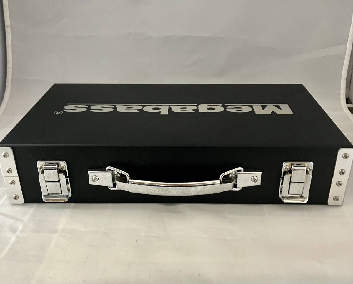 メガバス アサイラム アイバンク タックルボックス ブラック 品 Megabass ASYLUM ルアーケース アルミ 廃盤品 レア(タック ...