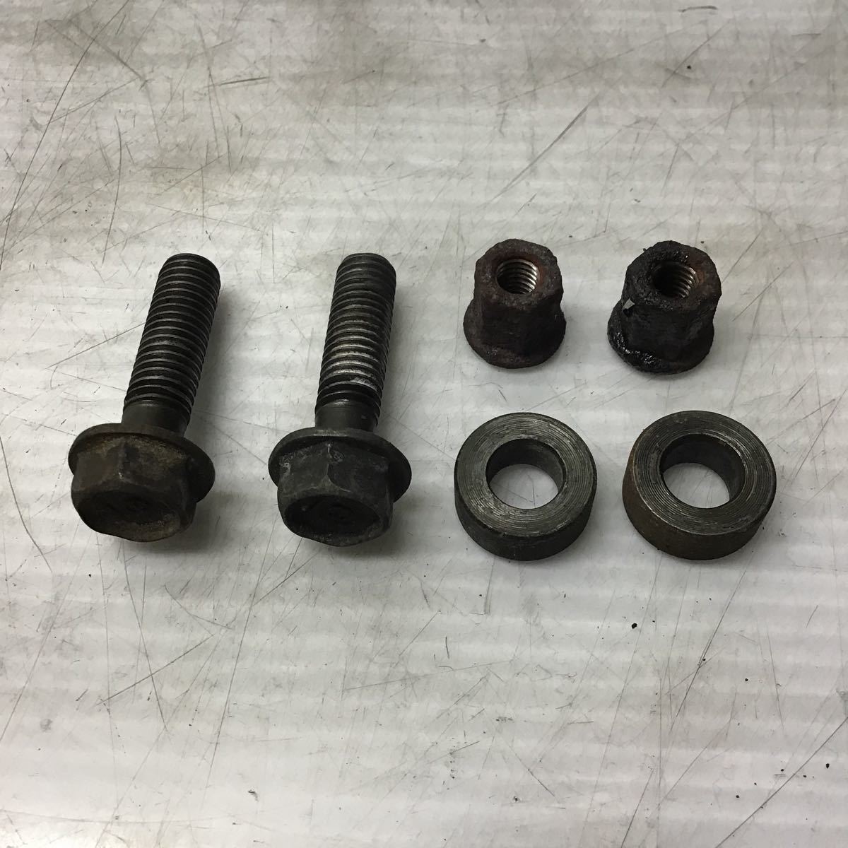 B44-42 ホンダ ジョーカー90 HF09 マフラー ボルト 純正部品(パーツ)｜売買されたオークション情報、yahooの商品情報をアーカイブ公開 - オークファン（aucfan.com）