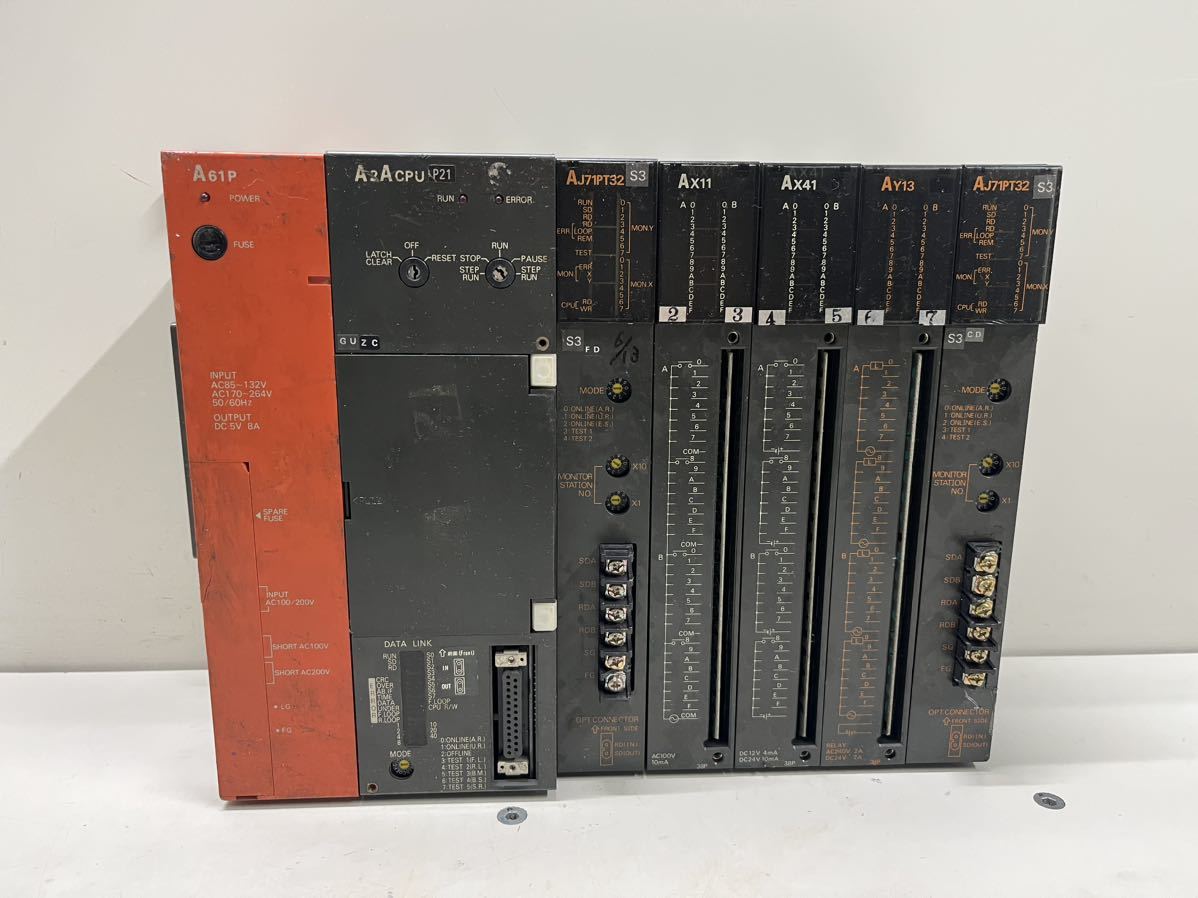 2 MITSUBISHI A61P A2ACPU AJ71PT32 2 AX11 AX41 AY13 三菱電機シーケンサ(電材、配電用品 ...
