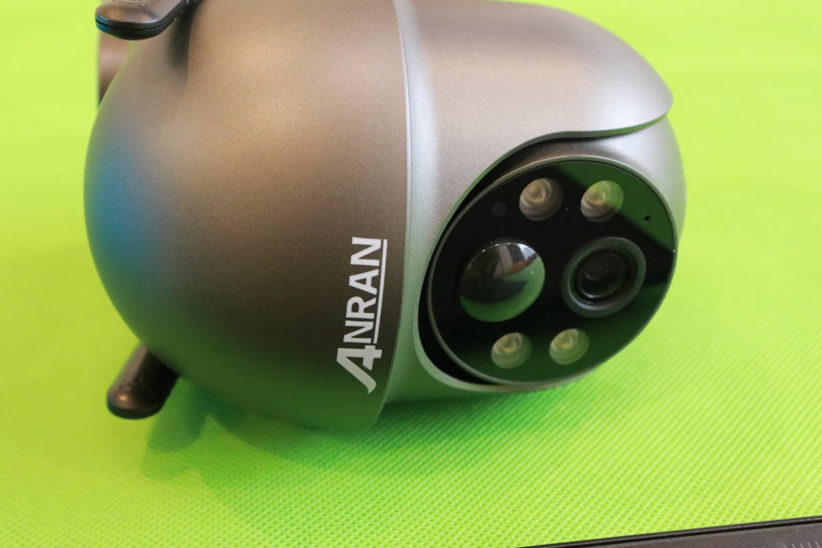 ANRAN ソーラーワイヤレス 防犯カメラ AR-W689 屋外 太陽光パネル 屋外 PTZカメラ 電池式カメラ ブラック 2(防犯カメラ ...