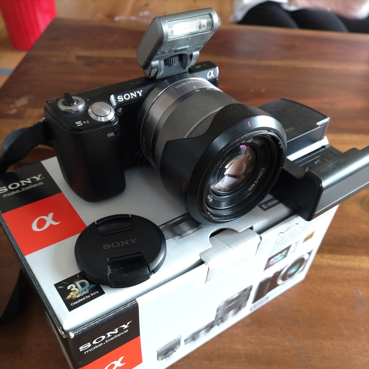 SONY NEX-5N ミラーレス一眼カメラ(ソニー)｜売買されたオークション情報、yahooの商品情報をアーカイブ公開 - オークファン（aucfan.com）