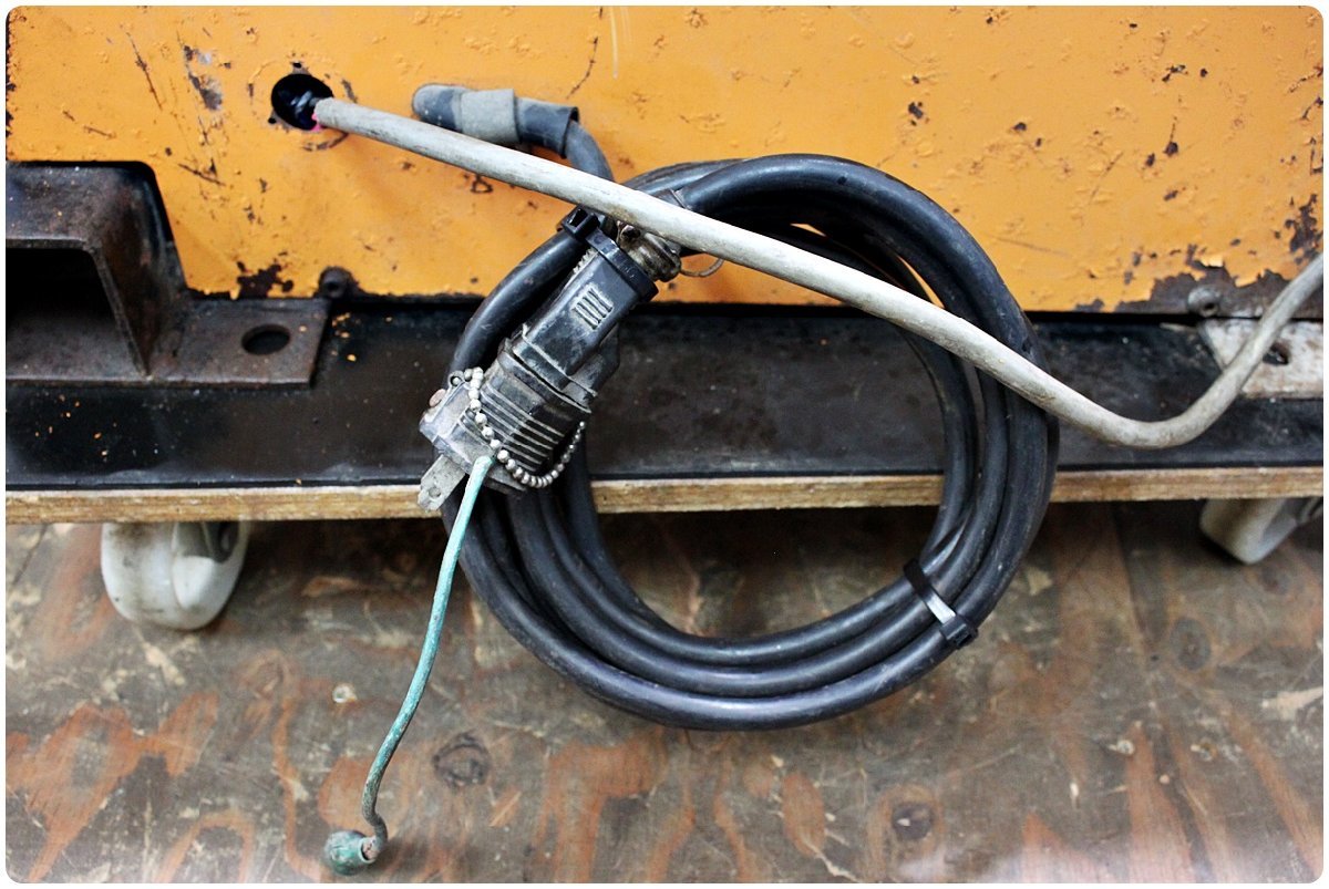 SONE 曽根工具 ケーブルウインチ CW2500 入線用 CW-2500 フットスイッチ 電設工事 個人宛は営業所止(電線)｜売買された ...