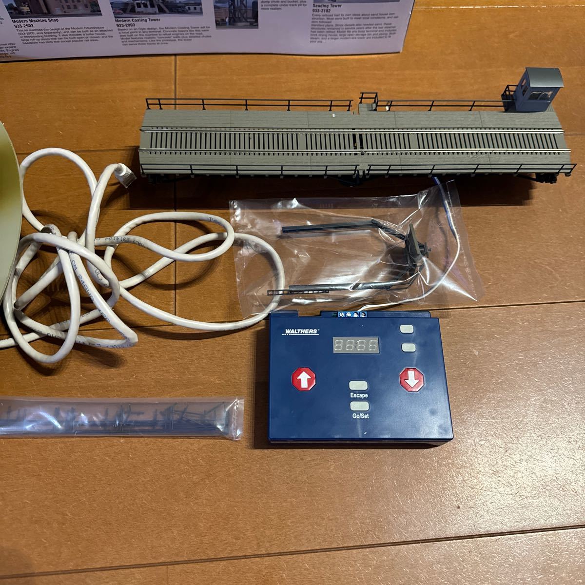 HOゲージ ターンテーブル WALTHERS CORNERSTONE SERIES Built-ups HO SCALE MOTORIZED ...