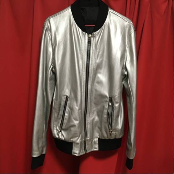 L. zara man シルバー ジャケット ザラ メンズ ma-1(男性用)｜売買されたオークション情報、yahooの商品情報をアーカイブ ...