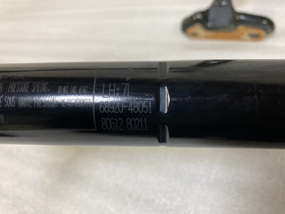 9417 ハリアー 60 バックドア リアゲート パワーダンパー 左右 68920-48051 80612-80211 68910-48051 ...