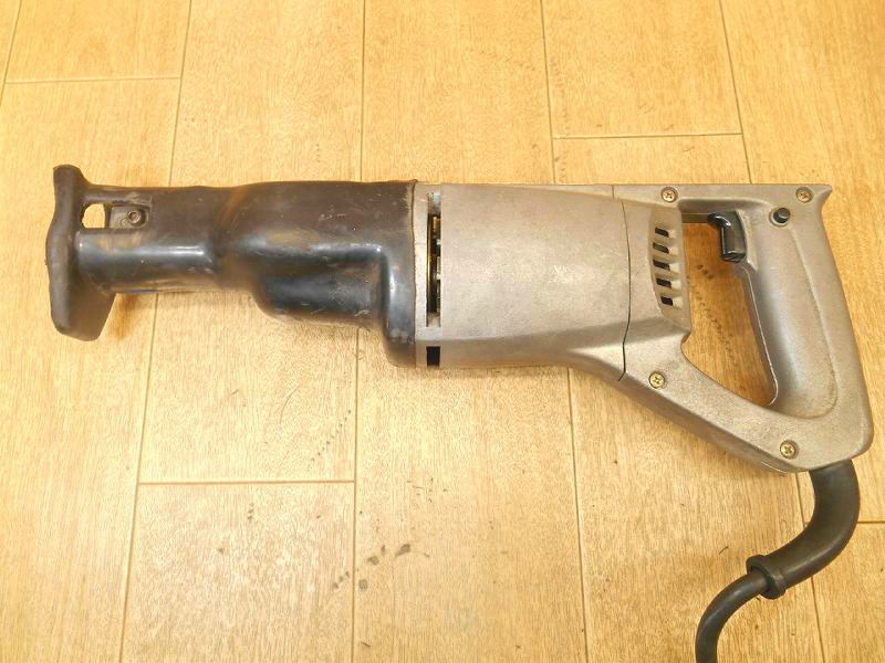 マキタ makita レシプロソー JR3001 セーバーソー セーバソー のこぎり ノコギリ 鋸 電のこ 電ノコ 切断機 替え刃 電動工具 ...