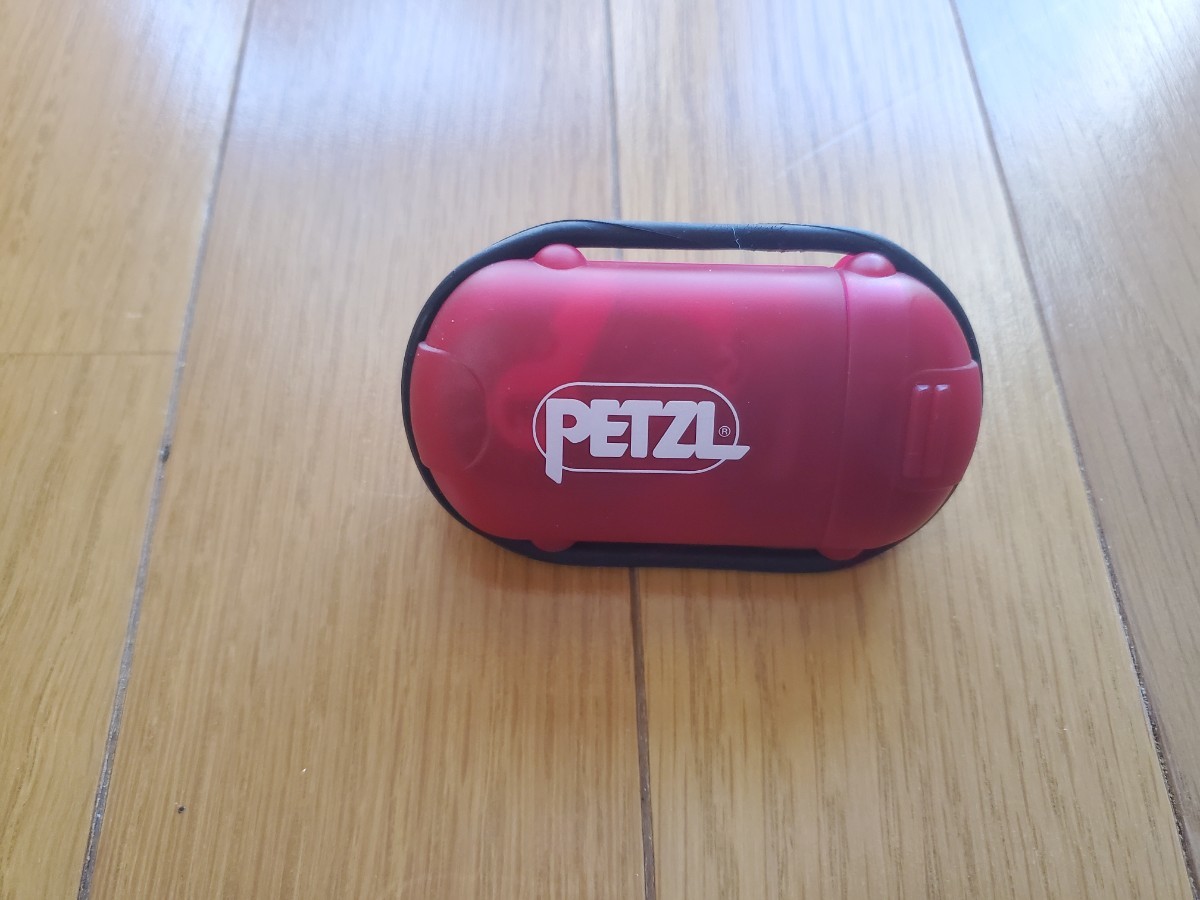 PETZL ペツル イーライトE02 P4(ヘッドランプ)｜売買されたオークション情報、yahooの商品情報をアーカイブ公開 - オークファン（aucfan.com）