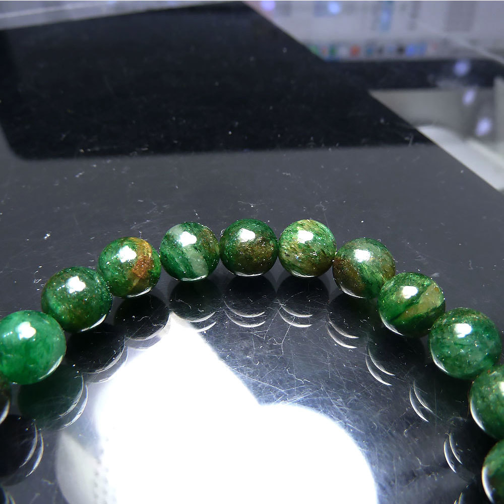 国内入手困難 天然石 euchlorite kmate ユークロライト ユークロリン 8mm 硫酸塩鉱物 ブレスレット euc08001(天然 ...