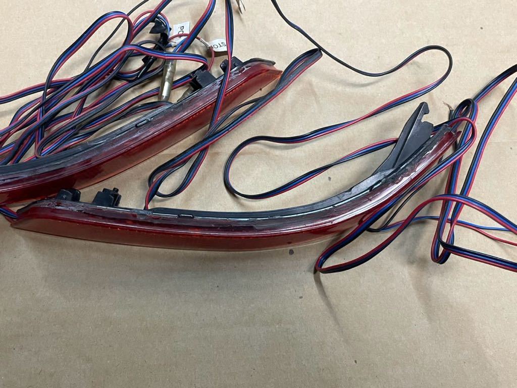 日産 LED リフレクター リア バンパー エルグランド E52 セレナ C26 反射機能付き(リア)｜売買されたオークション情報、yahooの商品情報をアーカイブ公開 - オークファン ...