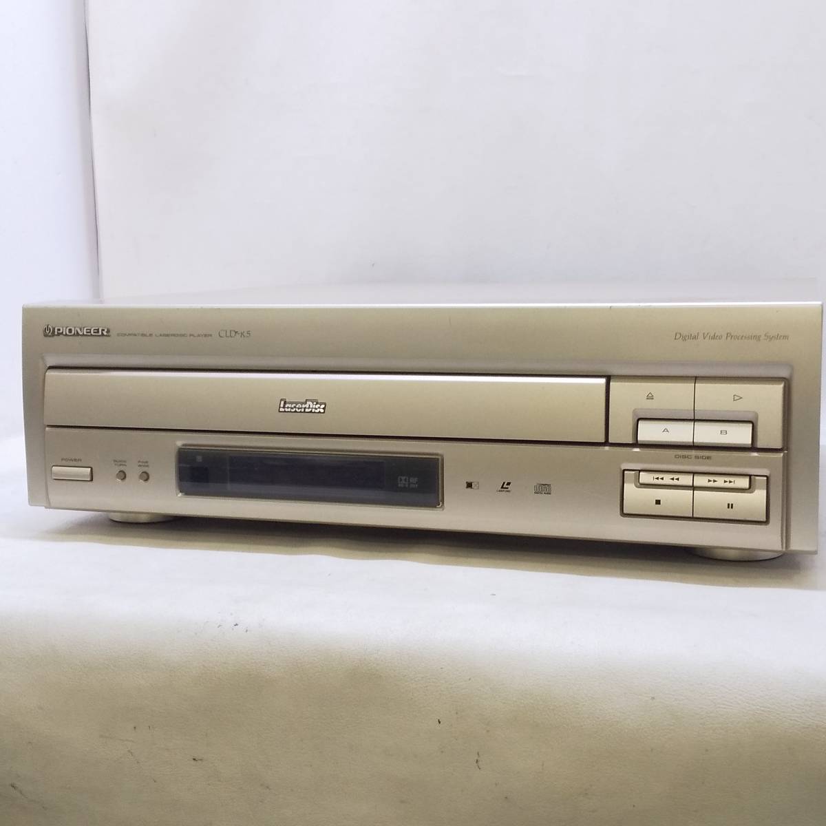 PIONEER パイオニア CLD-R5 コンパーチブル CD/LDプレーヤー 通電確認のみ ジャンク K1833(LDプレーヤー)｜売買されたオークション情報、yahooの商品情報を ...