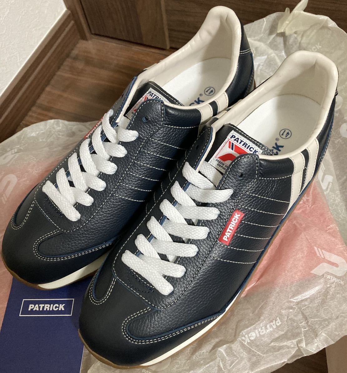 パトリック スニーカー マラソン レザースニーカー ネイビー 41サイズ PATRICK(41（26.0cm目安）)｜売買されたオークション情報、yahooの商品情報をアーカイブ公開 ...
