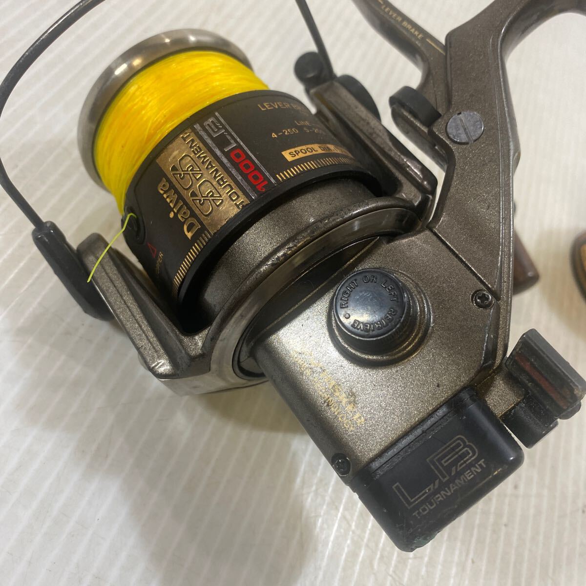 状態込み Daiwa ダイワ リール TOURNAMENT SS 1000LB トーナメント SS 1000 スピニングリール ブレーキレバー付き 替えスプール付き(ダイワ)｜売買された ...