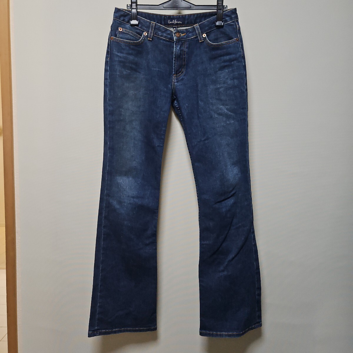 Earl Jean アールジーン ブーツカットデニム 28 アメリカ製(アールジーン)｜売買されたオークション情報、yahooの商品情報を ...