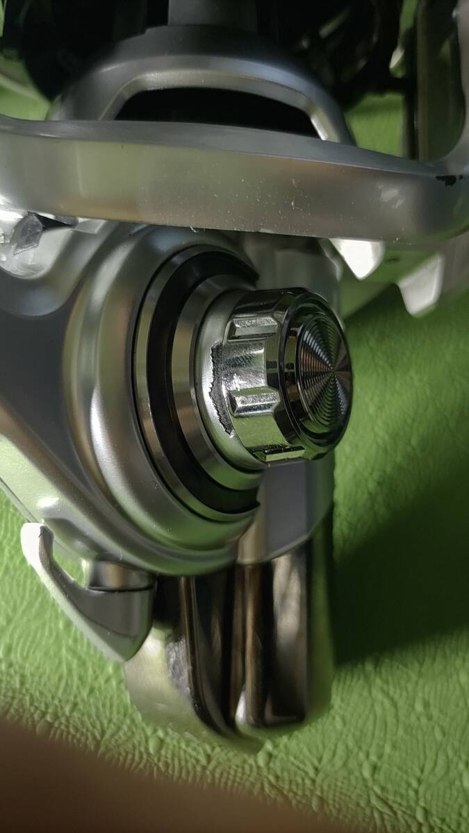 難ありジャンク18トーナメントサーフ 35QD 08PEスプール付き(ダイワ)｜売買されたオークション情報、yahooの商品情報をアーカイブ ...