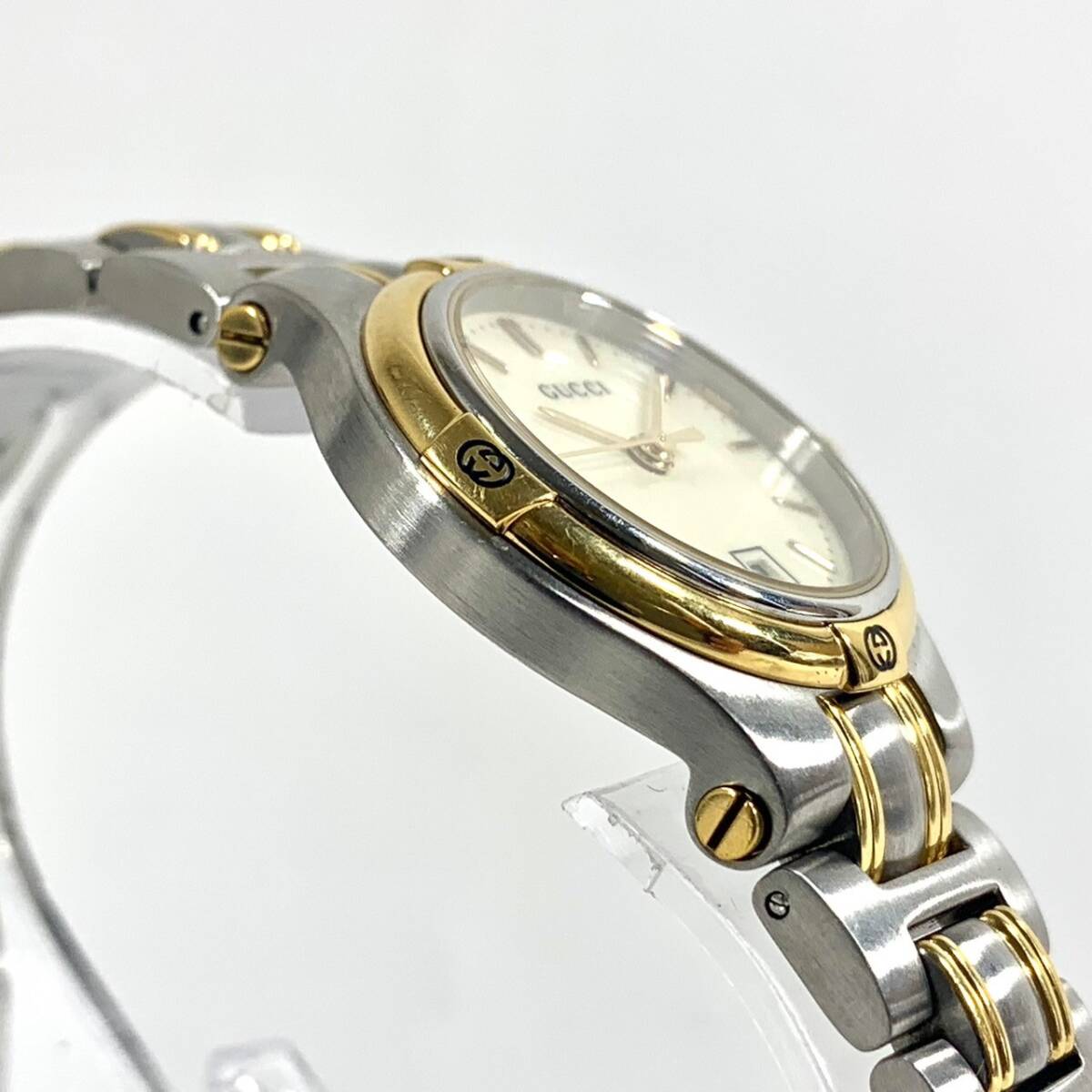 GUCCI 9040L SWISS MADE Quartz オールドグッチ レディース クオーツ 3.1×2.8 アイボリー 腕時計 WristWatch Vintage Used T7(女性 ...