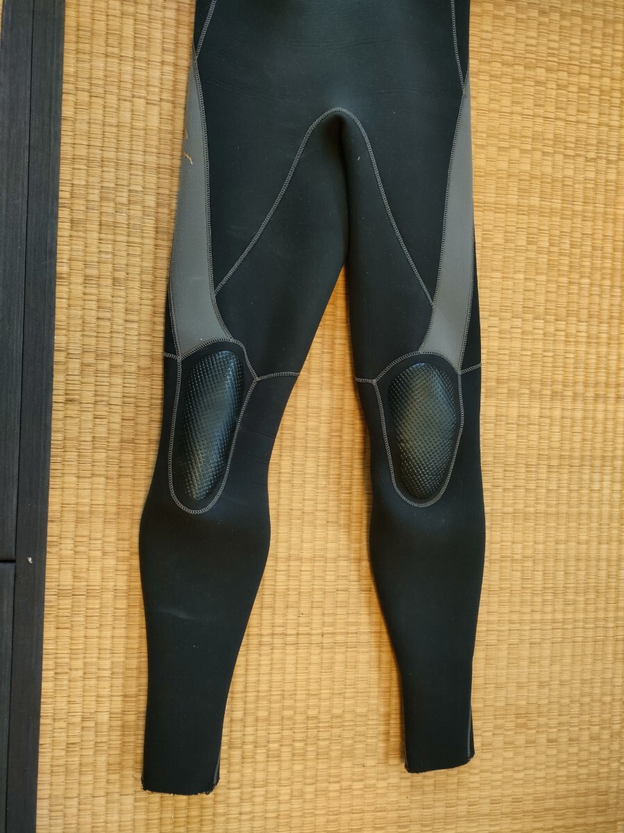 View セミドライ ウェットスーツ フルスーツ Lサイズ 3mm(Lサイズ)｜売買されたオークション情報、yahooの商品情報をアーカイブ公開 - オークファン（aucfan.com）
