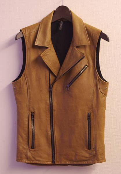 gramb グラム レザーライダースジャケット レザーベスト(その他)｜売買されたオークション情報、yahooの商品情報をアーカイブ公開 ...