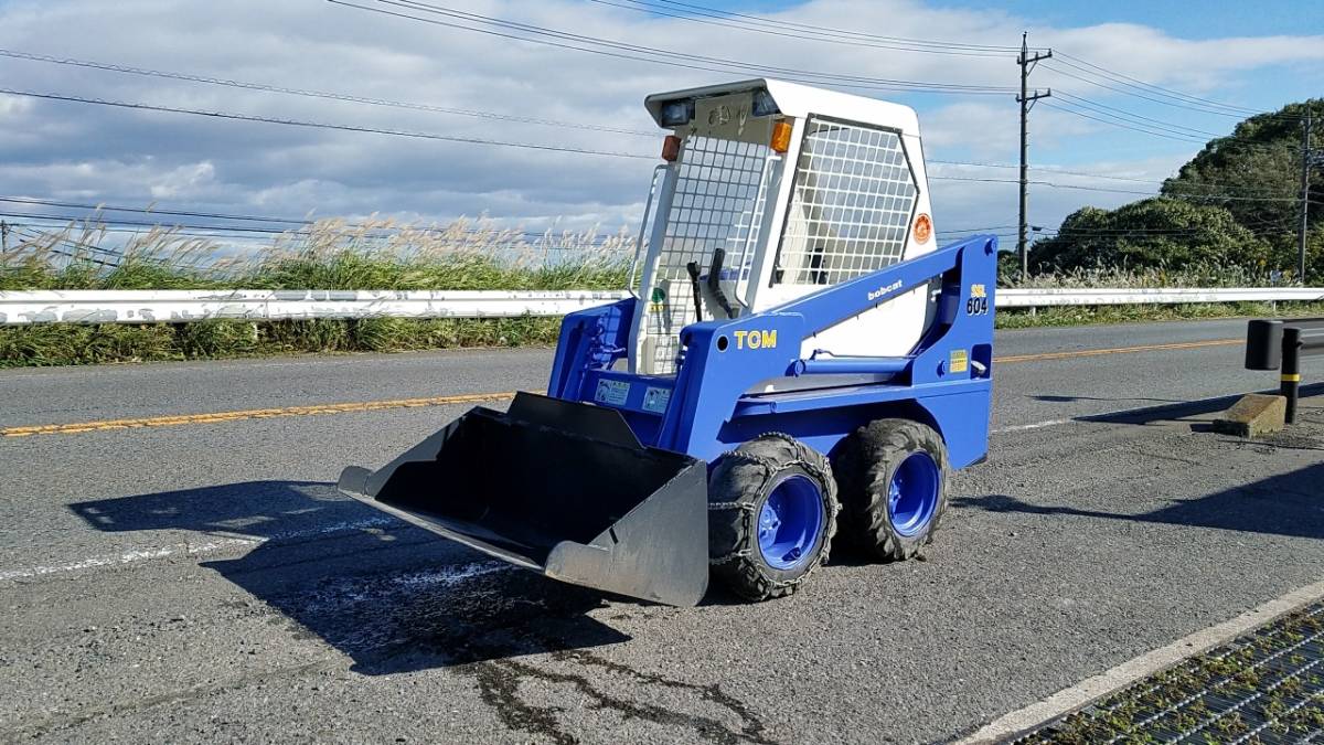 TCM 604スキッドステアローダー ボブキャット 604 bobcat(建設機械、重機)｜売買されたオークション情報、yahooの商品情報をアーカイブ公開 - オークファン（aucfan.com）