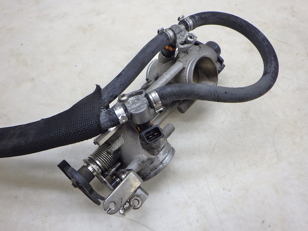 A539 モンスター696 スロットルボディ インジェクター MONSTER DUCATI(ドゥカティ用)｜売買されたオークション情報、yahooの商品情報をアーカイブ公開 - オークファン ...
