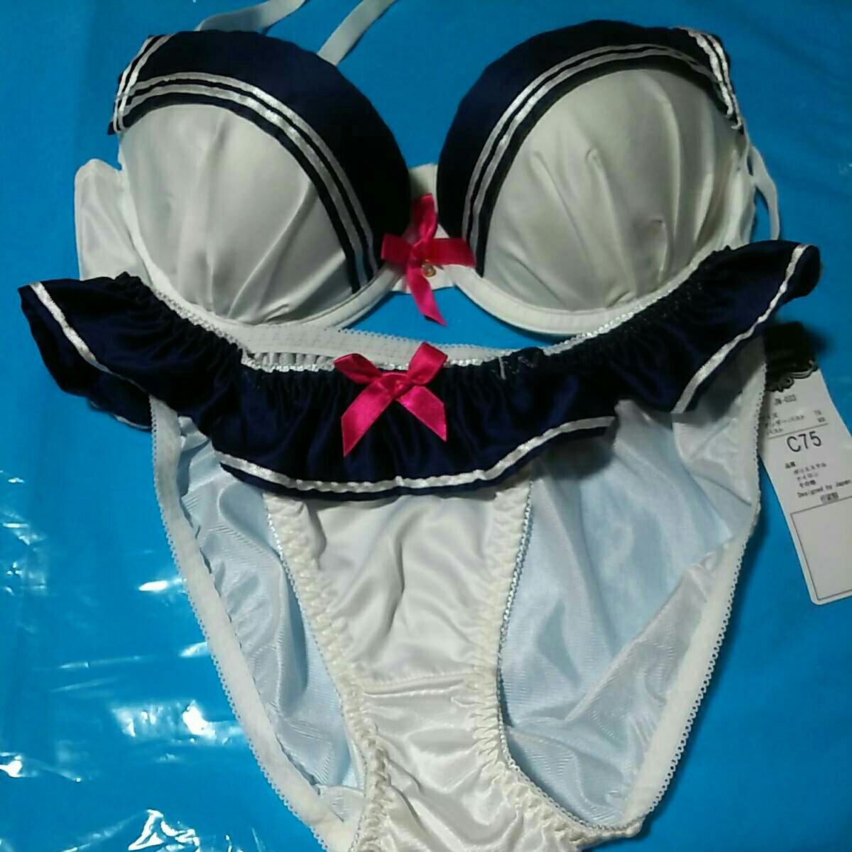 ブラジャー ショーツセット セーラームーン風 C75 紺色 白(75)｜売買されたオークション情報、yahooの商品情報をアーカイブ公開 - オークファン（aucfan.com）