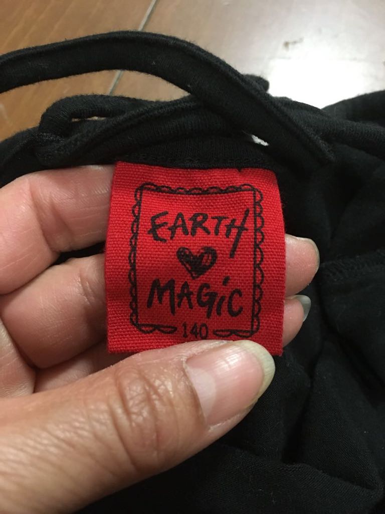 EARTH MAGIC アースマジック キャミソール 黒 140cm(トップス)｜売買されたオークション情報、yahooの商品情報をアーカイブ公開 - オークファン（aucfan.com）