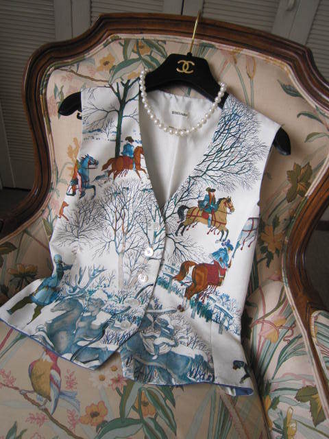 クローゼット整理 HERMES 100%silk giletジレ F40 試着のみ(ベスト)｜売買されたオークション情報、yahooの商品情報をアーカイブ公開 - オークファン（aucfan.com）