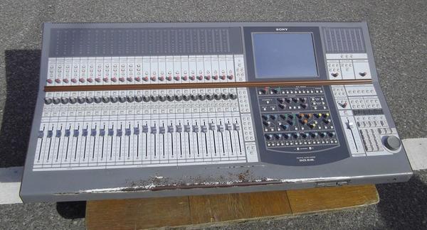 SONY DMX-R100 デジタルミキシングコンソール(ミキサー)｜売買されたオークション情報、yahooの商品情報をアーカイブ公開 ...