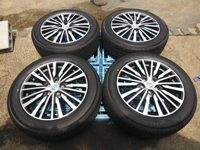 新車はずし E52エルグランドハイウェイスタープレミアム 純正アルミ＋タイヤ 2018年製(ラジアルタイヤ)｜売買されたオークション情報、yahooの商品情報をアーカイブ公開 - オークファン ...